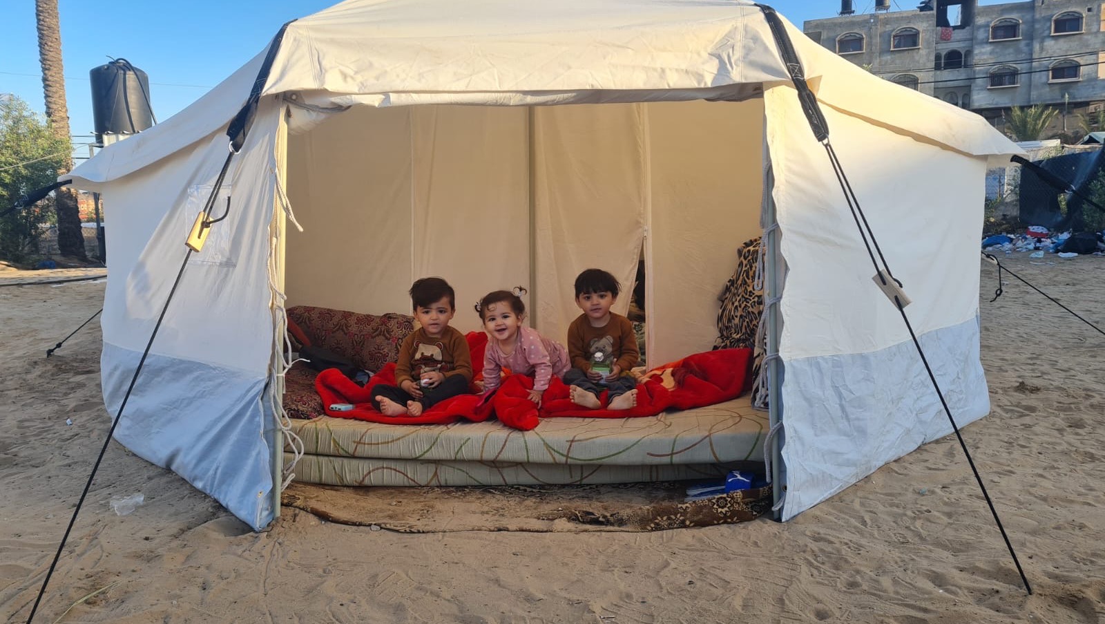 One Man’s Window Into A Rafah Refugee Camp – Moment Magazine – Eros ...